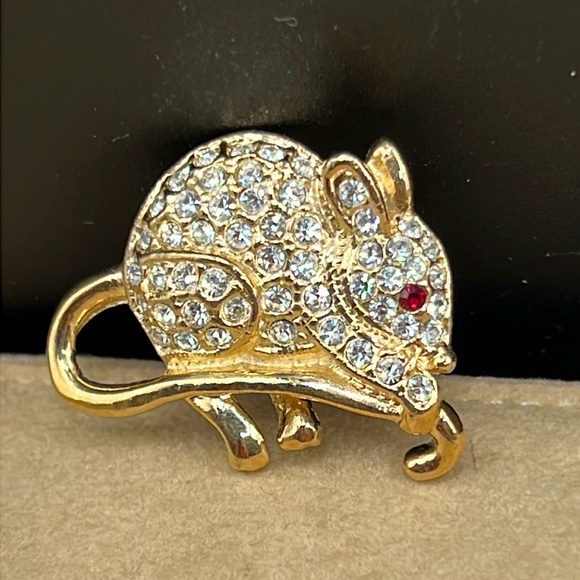 Roman | Jewelry | Vintage Roman Rhinestone Mouse Brooch | Poshmark
